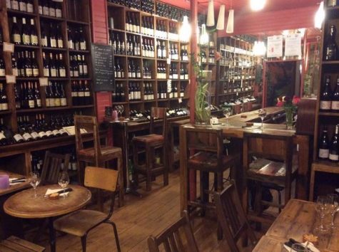 15 Best (Typically French) Wine Bars in Paris (for Newbies and Tasters)