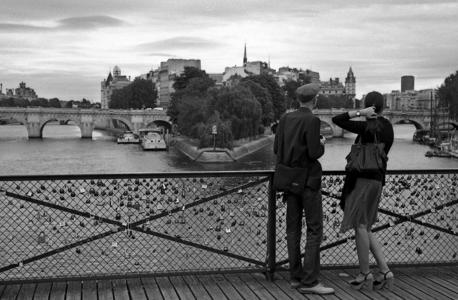 Paris Syndrome: the Strange Disorder Suffered by Some Japanese Tourists