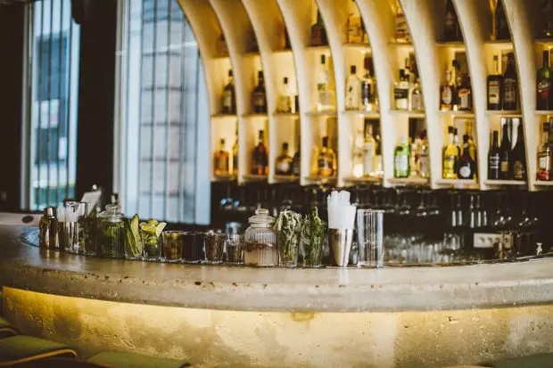 Top 12 Coolest Cocktail Bars in Paris