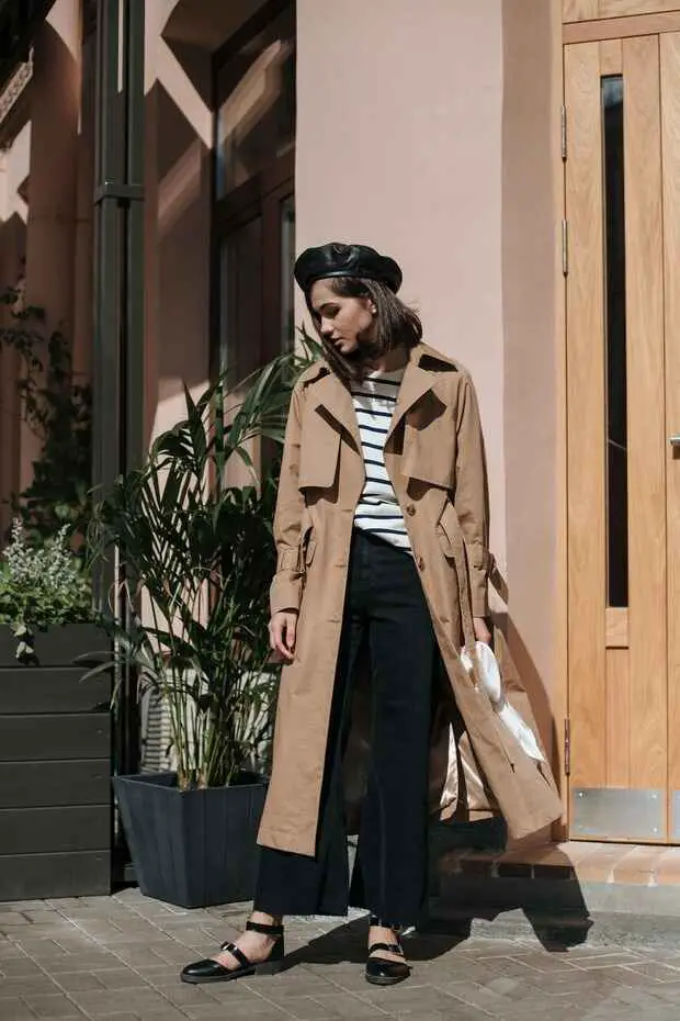 What to Wear in Paris in September (Recommended Outfits + Packing List)