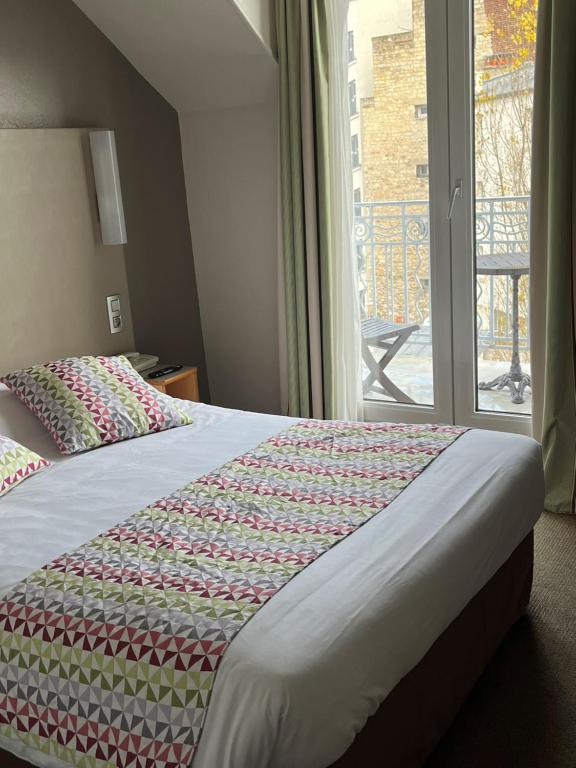 8 Best Hotels in Paris for First-Time Visitors