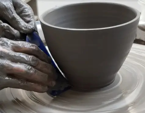 10 Best Pottery Workshops in Paris for All Levels