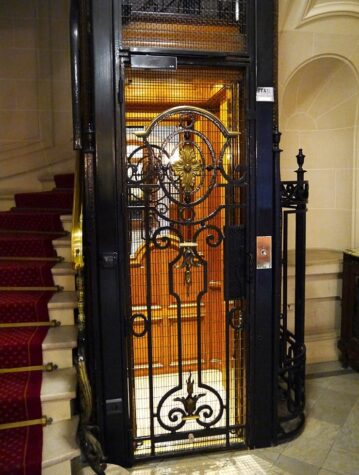 22 Things You MUST Know Before Visiting France