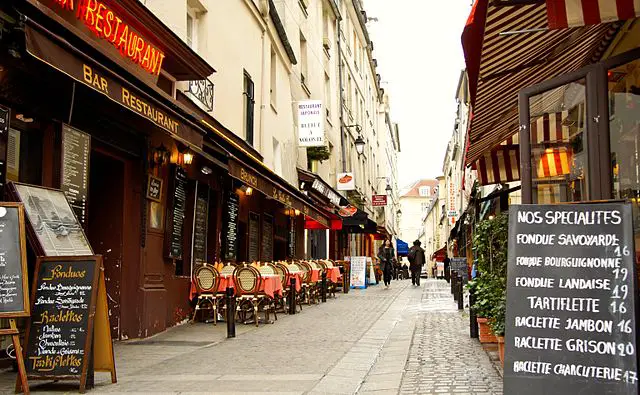 18 Most Beautiful and Unique Streets in Paris