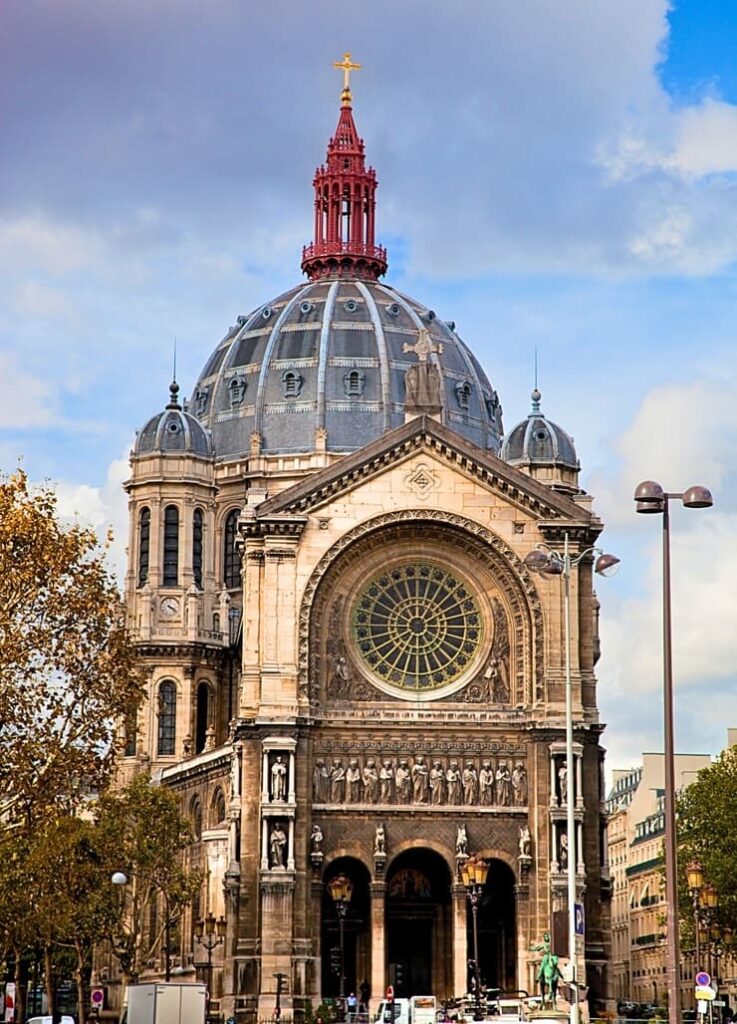 The 9 Most Beautiful Churches in Paris Worth Visiting