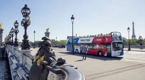 8 bus touristiques comparés pour découvrir (ou redécouvrir) Paris